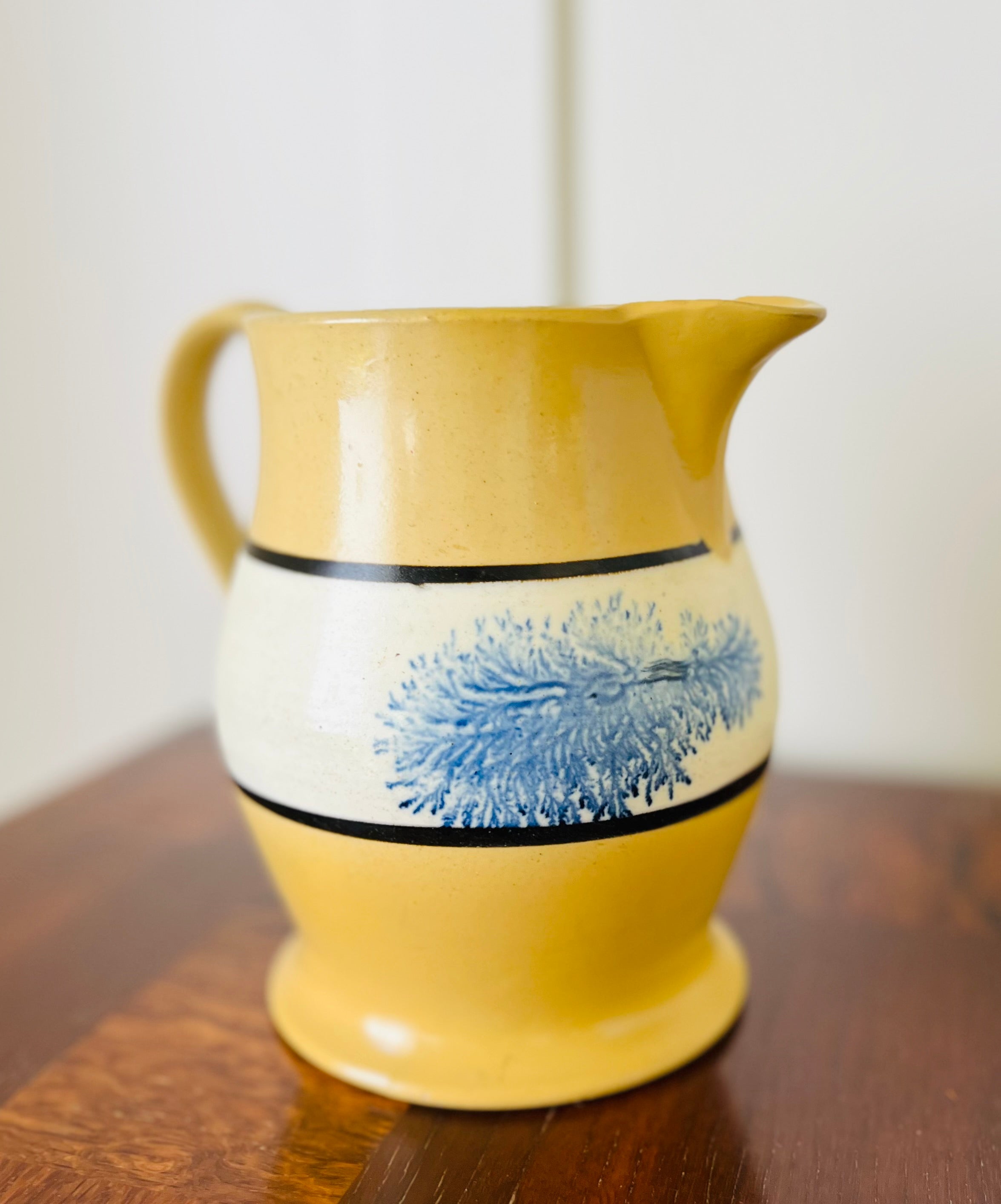 Antique Mocha Ware Pitcher, Yellow with Dendritic Decoration - GRAY ...